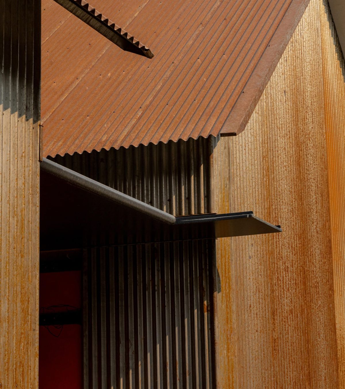 THE ARCHITECTURE OF WINE