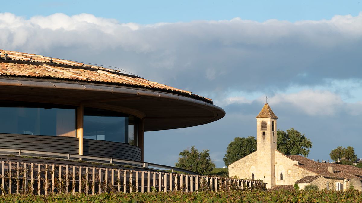 THE ARCHITECTURE OF WINE